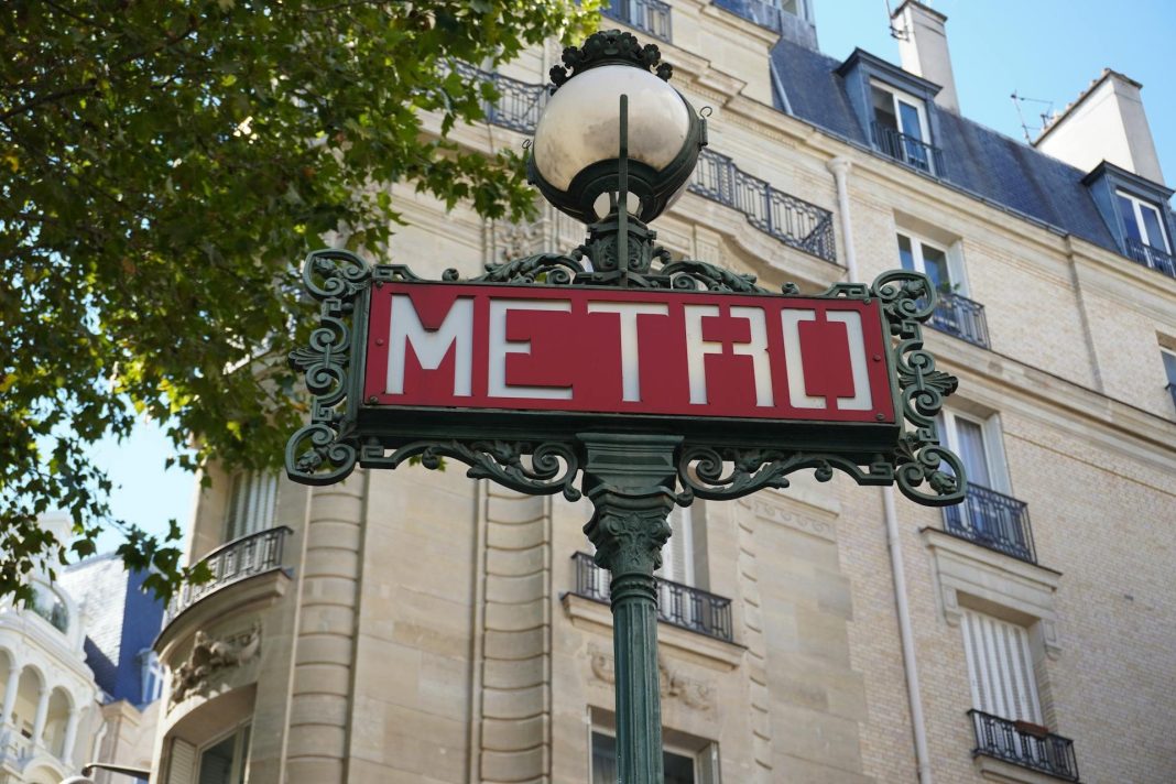 Paris Metro Guide: how to navigate the subway system